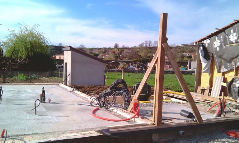 Auto-construction d'une maison paille type GREB en Auvergne | Build Green
