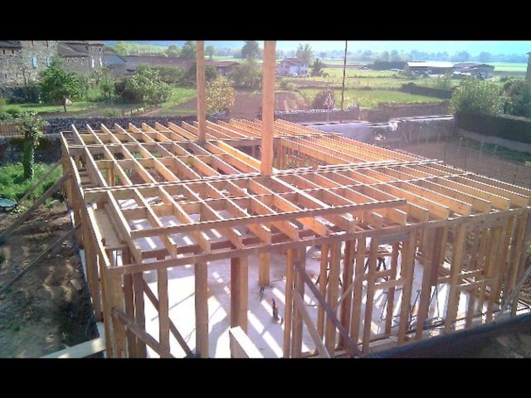 Auto-construction d'une maison paille type GREB en Auvergne | Build Green