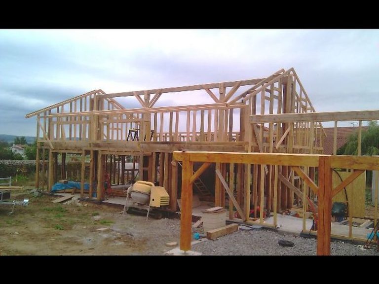 Auto-construction d'une maison paille type GREB en Auvergne | Build Green