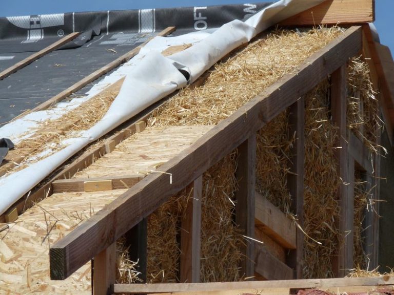 Auto-construction d'une maison paille type GREB en Auvergne | Build Green