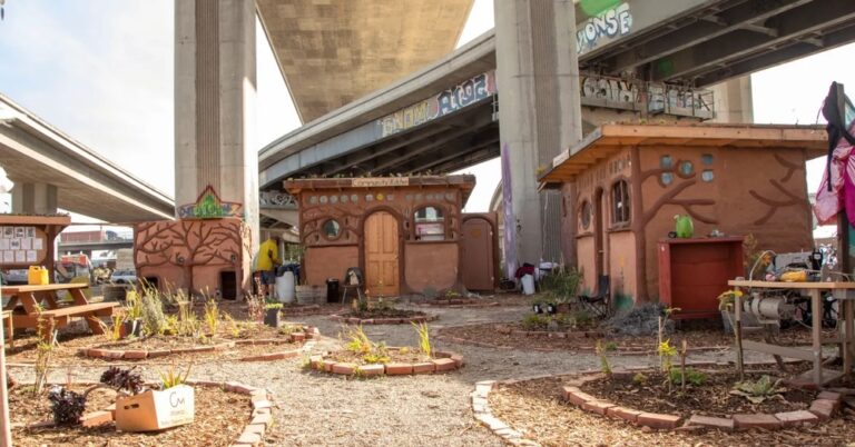 Le Palletable Cobin : des structures de palettes naturelles, rapides et ...